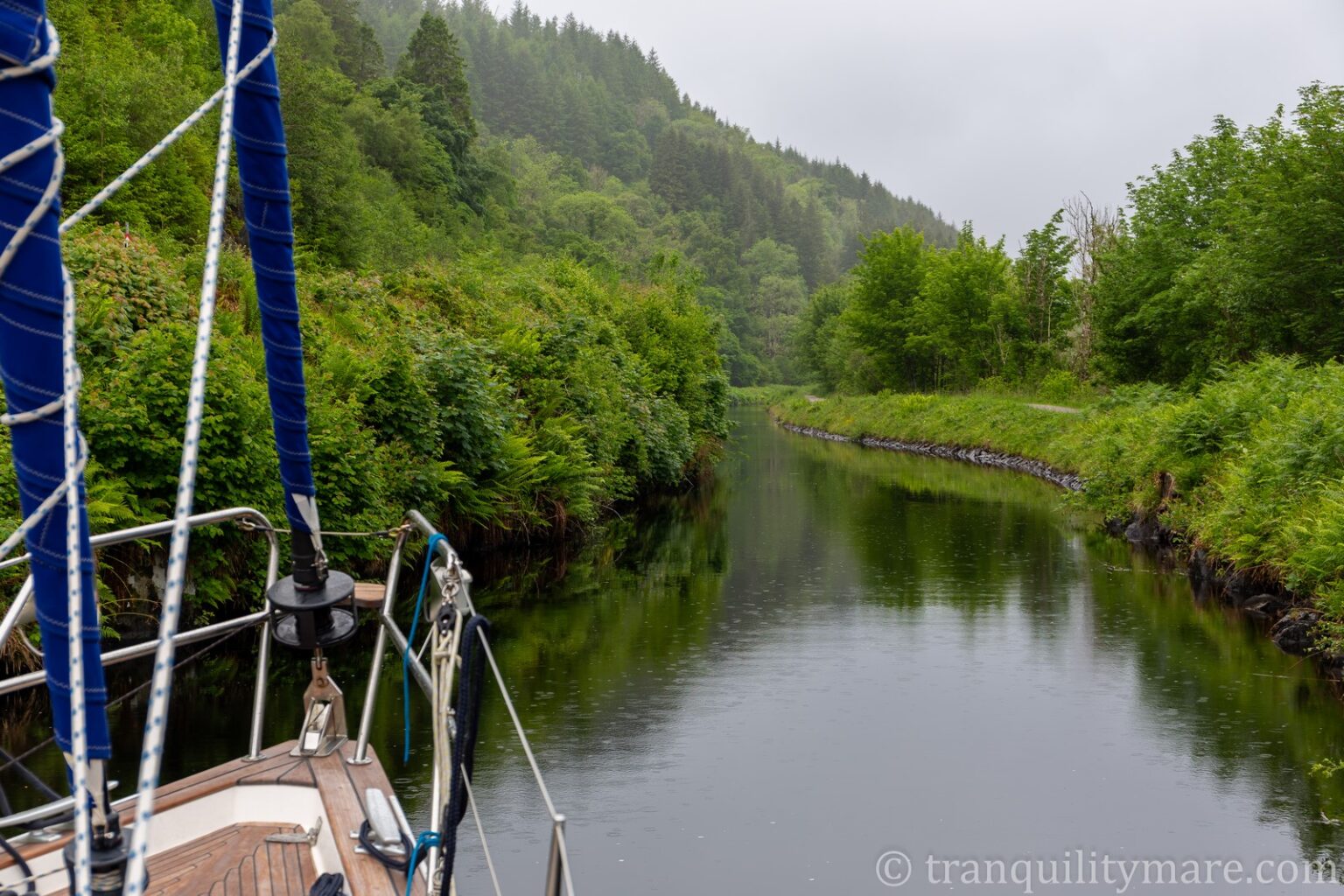Sailing the Crinan Canal – Complete Guide to Scotland’s Most Scenic ...